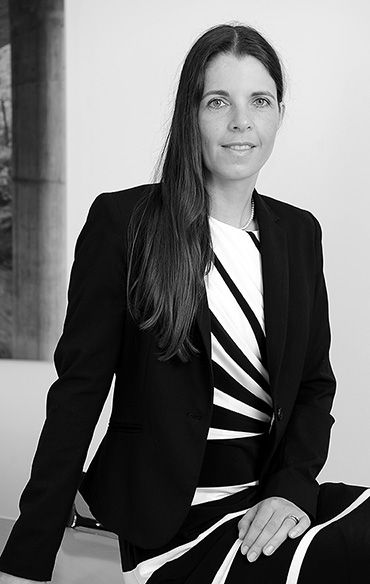 Noëmi Kunz-Schenk wechselt von burckhardt zu Wenger & Vieli - LAWSTYLE